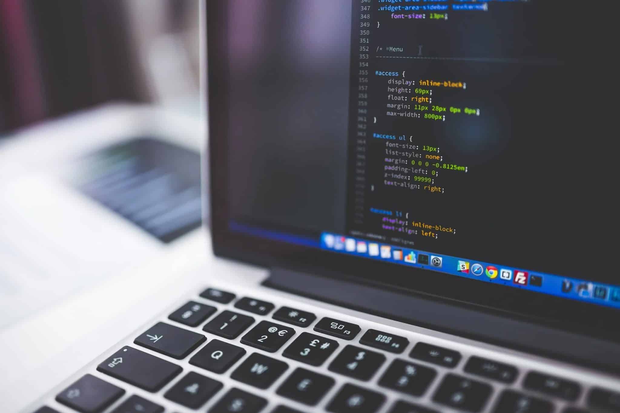 ¿Dónde estudiar un máster Full Stack Developer? - Blogodisea